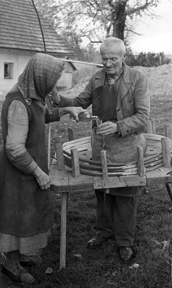 1956 Ivanje selo – Obročarstvo 4. | Stare slike